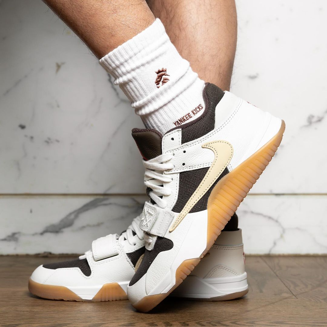 Travis Scott x Jordan Jumpman Jack "Sail" Official Images | Sneaktorious