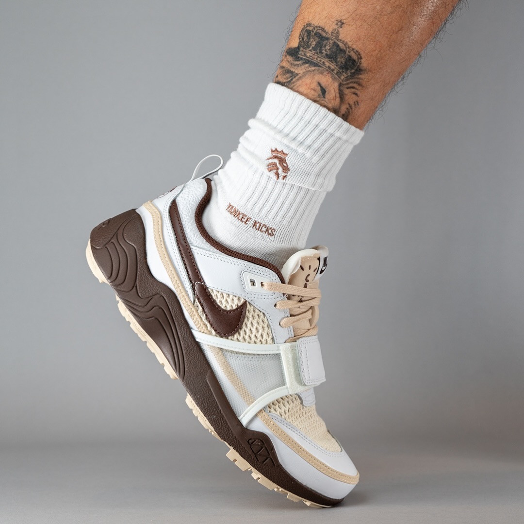 Travis Scott x Nike Zoom Field Jaxx "Light Chocolate" Release Update ...