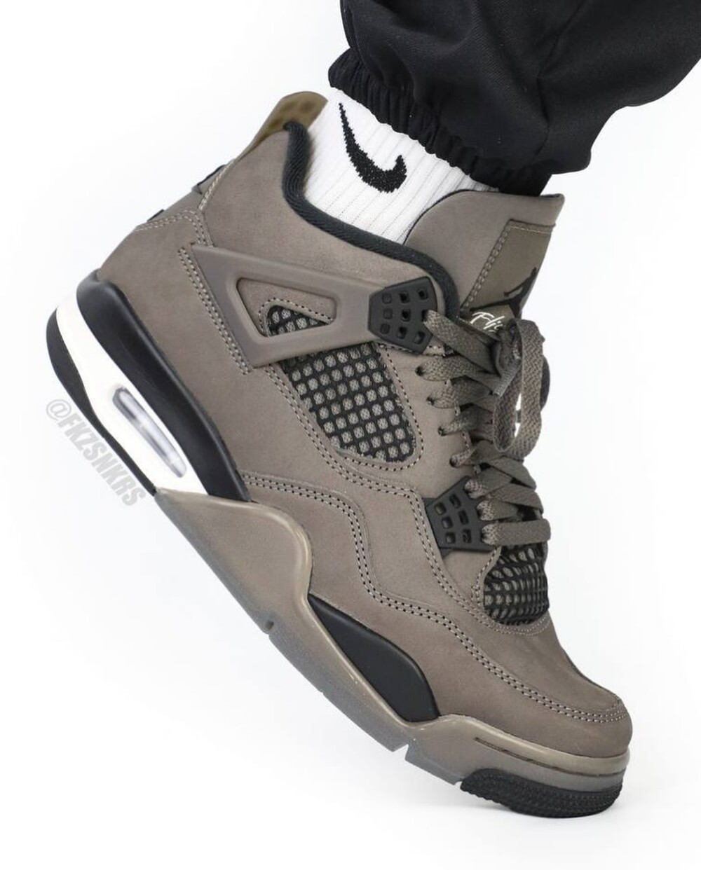 Air Jordan 4 “Cave Stone” Releases in September | Sneaktorious